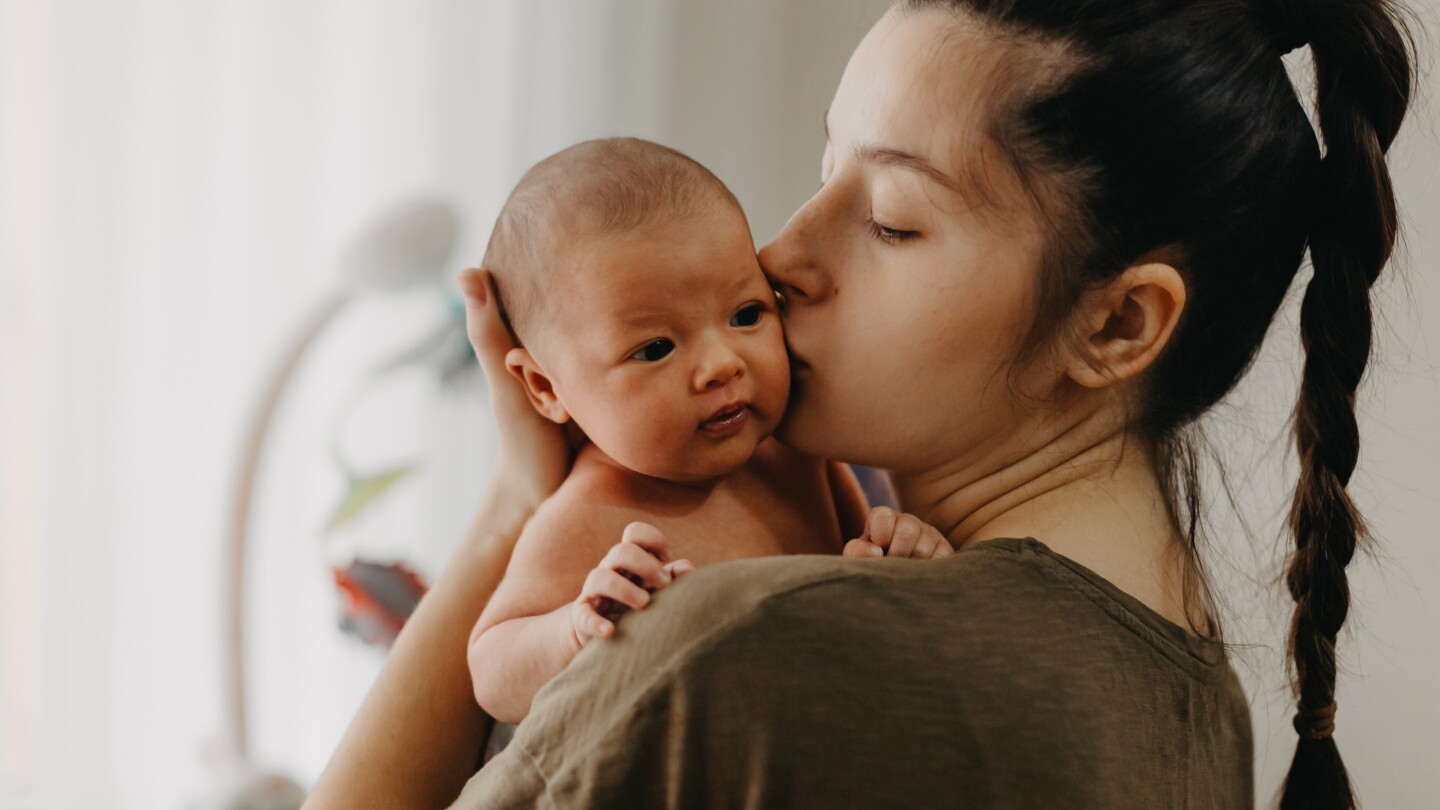 Understanding the fourth trimester - CHStoday Understanding the fourth trimester - CHStoday