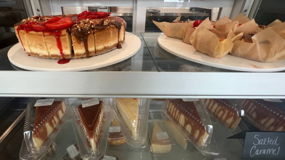 Mak & Cheesecakes brings New York-style cheesecake with a Southern ...